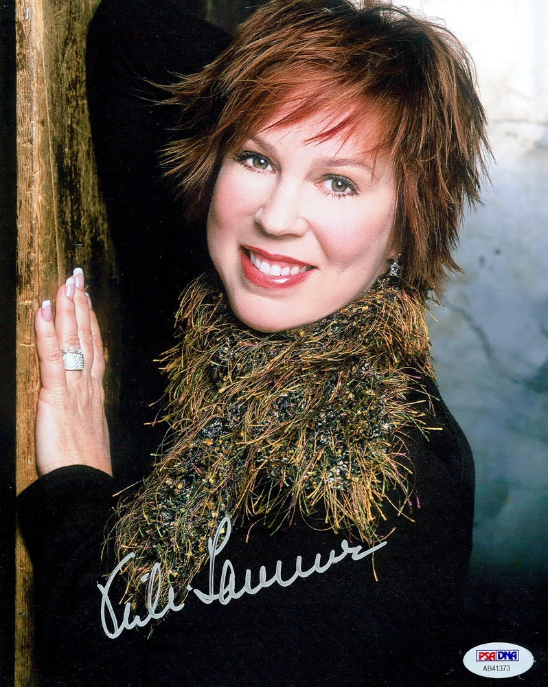 Vicki Lawrence Signed 8x10 Photo (PSA COA) | Pristine Auction