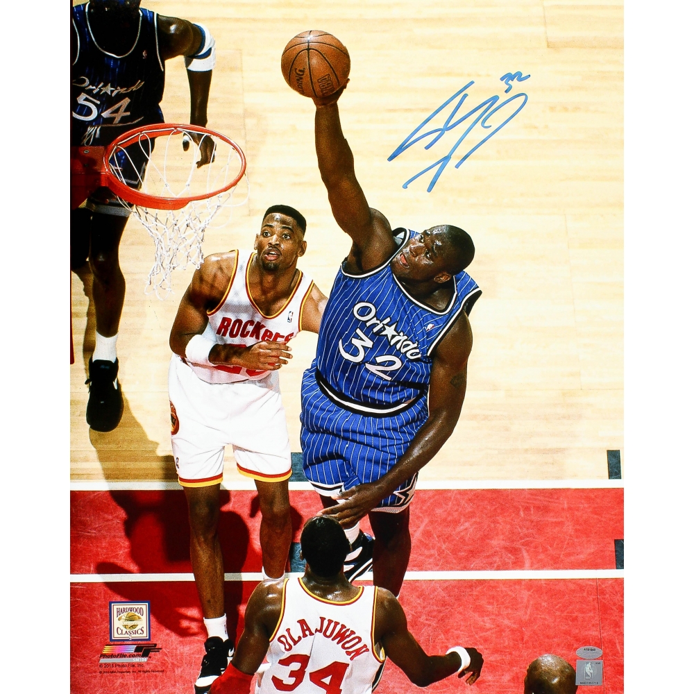 Shaquille O'Neal Signed Magic 16x20 Photo (Schwartz COA) | Pristine Auction