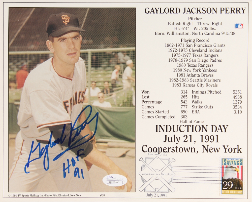 Gaylord Perry Signed "Hall of Fame" Giants 8x10 Photo Inscribed "HOF 91 ...