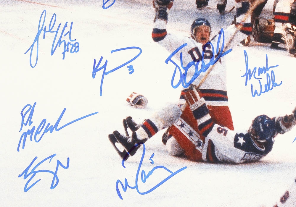 1980 USA Hockey Team Signed 16x20 Photo with (17) Signatures Including ...
