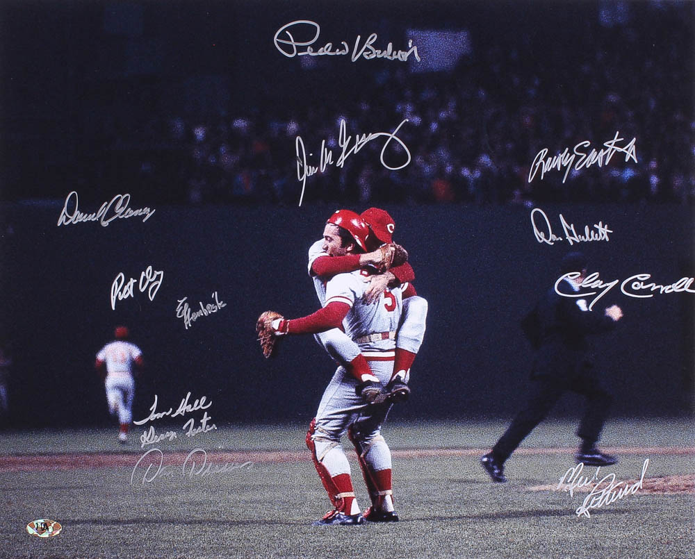 1975 Cincinnati Reds Team signed 16x20 Photo with (12) Signatures ...