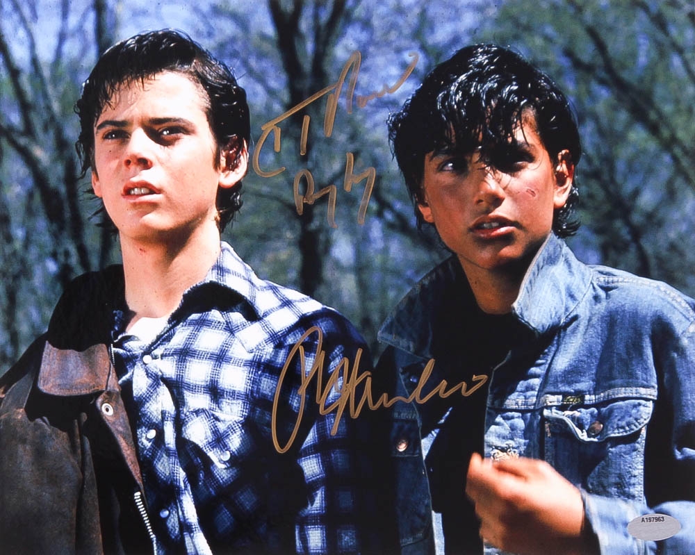 C. Thomas Howell & Ralph Macchio Signed "Outsiders" 8x10 Photo ...
