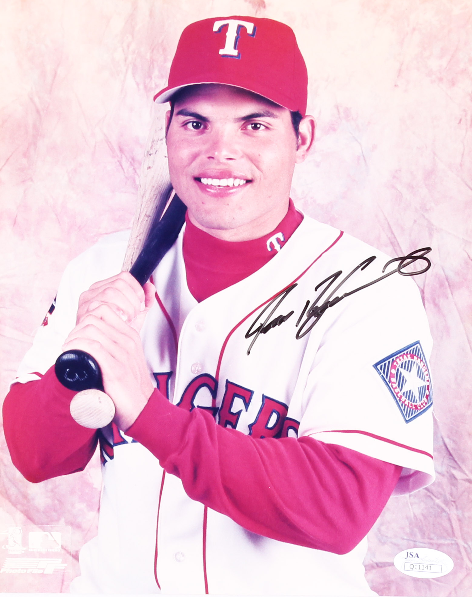 Ivan Rodriguez Signed Rangers 8x10 Photo (JSA COA) | Pristine Auction