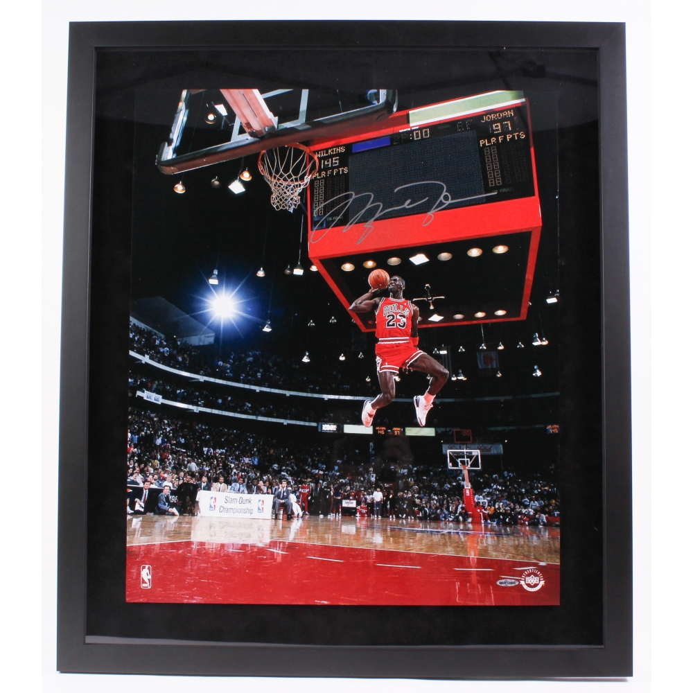 Michael Jordan Signed Bulls "88 Scoreboard Dunk" 26x30 Custom Framed ...