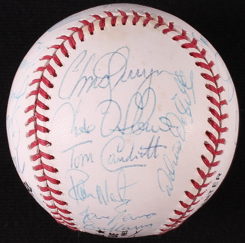 1995 Los Angeles Dodgers Team-Signed ONL Baseball with (28) Signatures ...