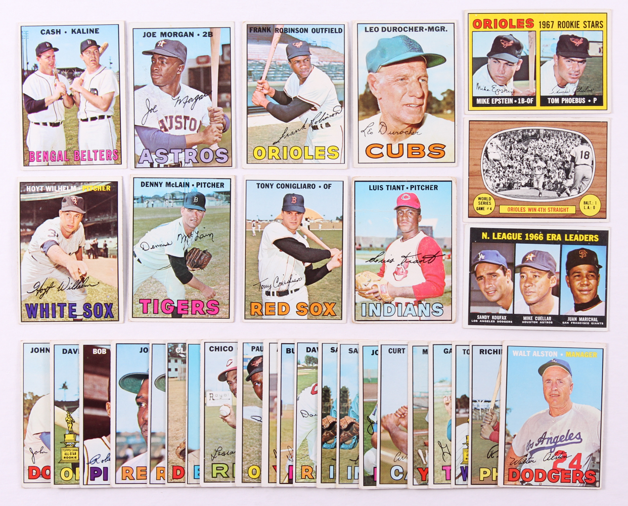Lot of (32) 1967 Topps Baseball Cards with #100 Frank Robinson, #337 ...