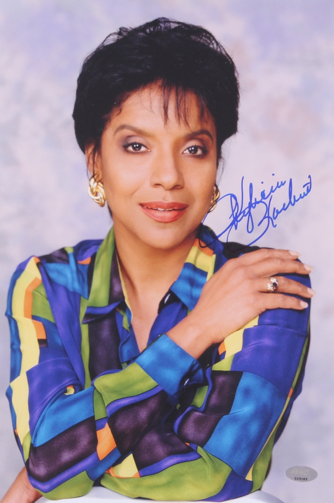 Phylicia Rashad Signed 8x12 Photo (FSC COA) | Pristine Auction