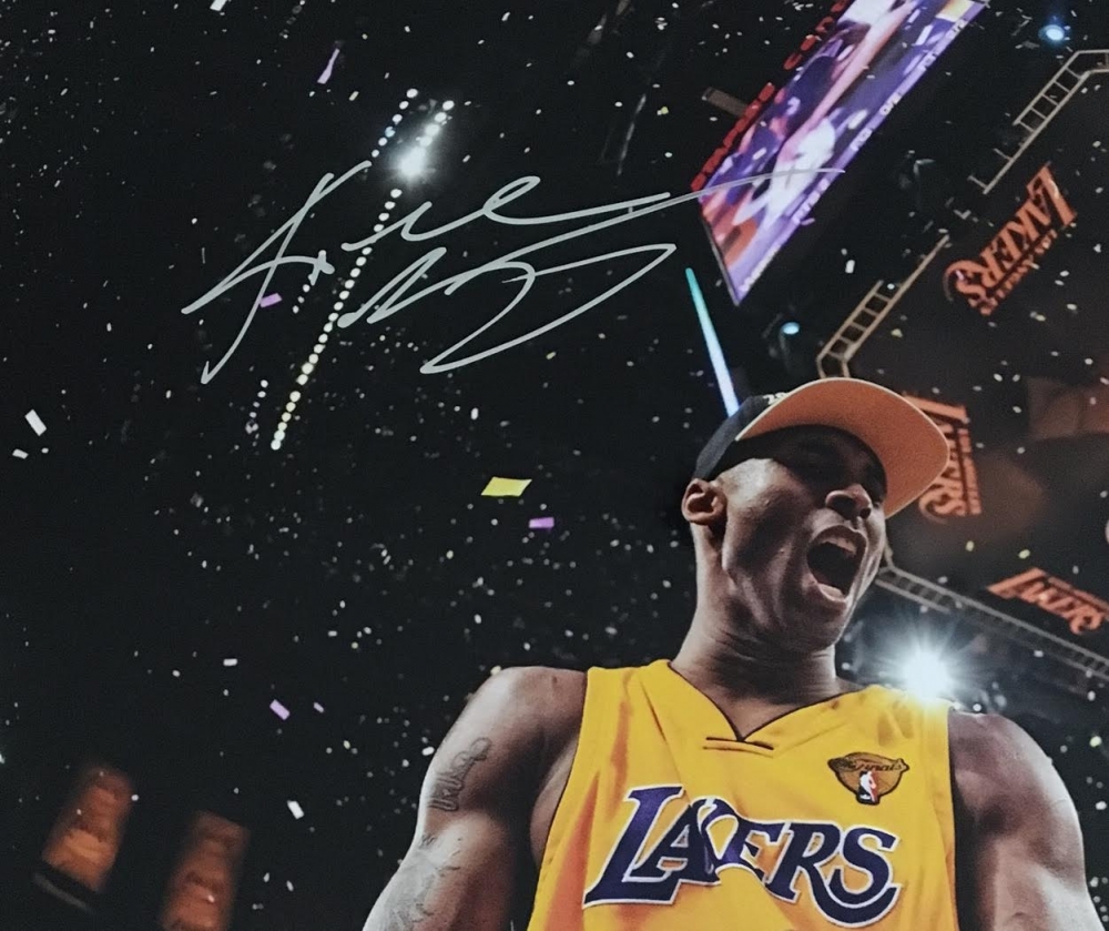 Kobe Bryant Signed LE Lakers "5x Champ" 16" x 24" Photo (Panini COA ...