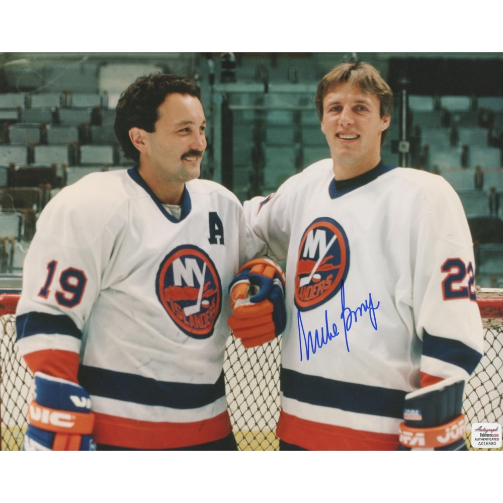 Mike Bossy Signed Islanders 8" x 10" Photo (Autograph Reference COA ...