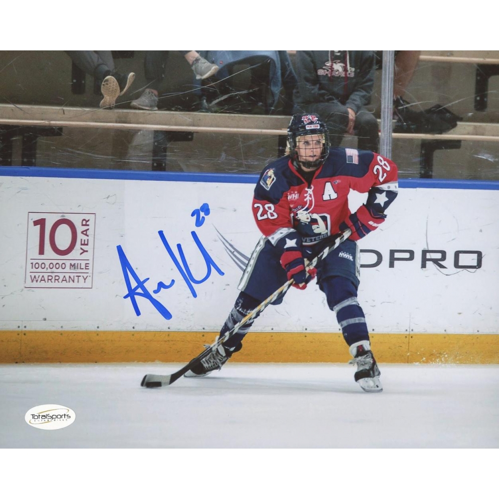 Amanda Kessel Signed Team USA 8x10 Photo (TSE) | Pristine Auction