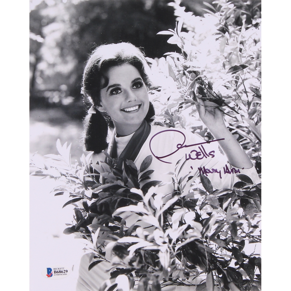 Dawn Wells Signed "Gilligan's Island" 8x10 Photo Inscribed "Mary Ann" (Beckett COA) | Pristine ...