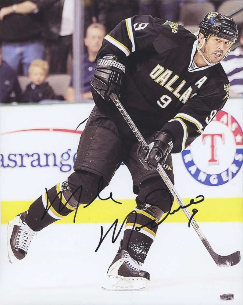 Mike Modano Signed Stars 8x10 Photo (Beckett COA) | Pristine Auction