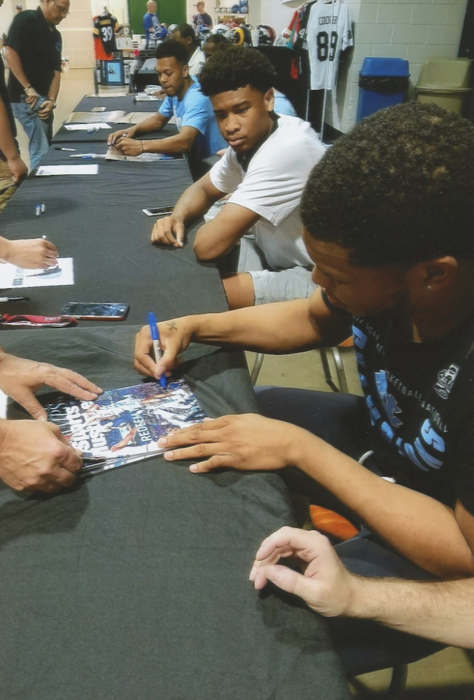 Kennedy Meeks Signed North Carolina Tar Heels 8x10 Photo (Legends COA ...