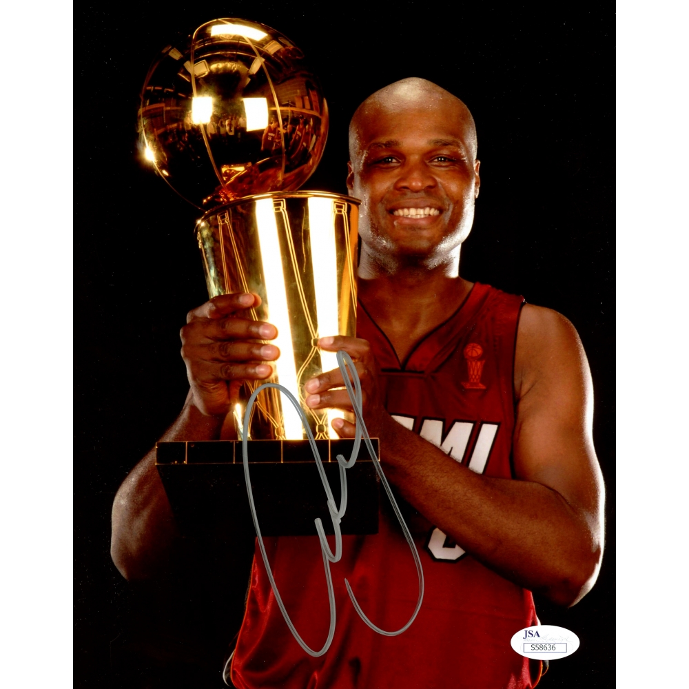 Antoine Walker Signed Heat 8x10 Photo (JSA COA) | Pristine Auction