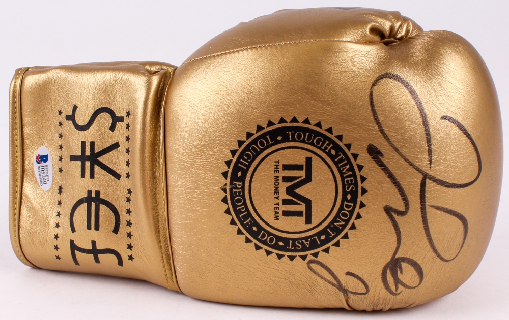 Floyd Mayweather Jr Signed Tmt Hand Boxing Glove Beckett Coa