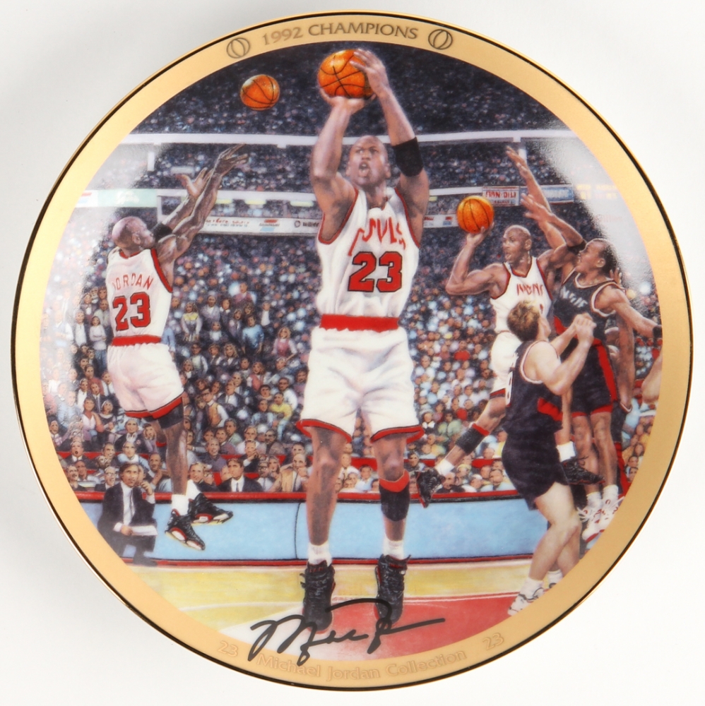 Michael Jordan LE Bulls "1992 Champions" 1996 Bradford Exchange ...
