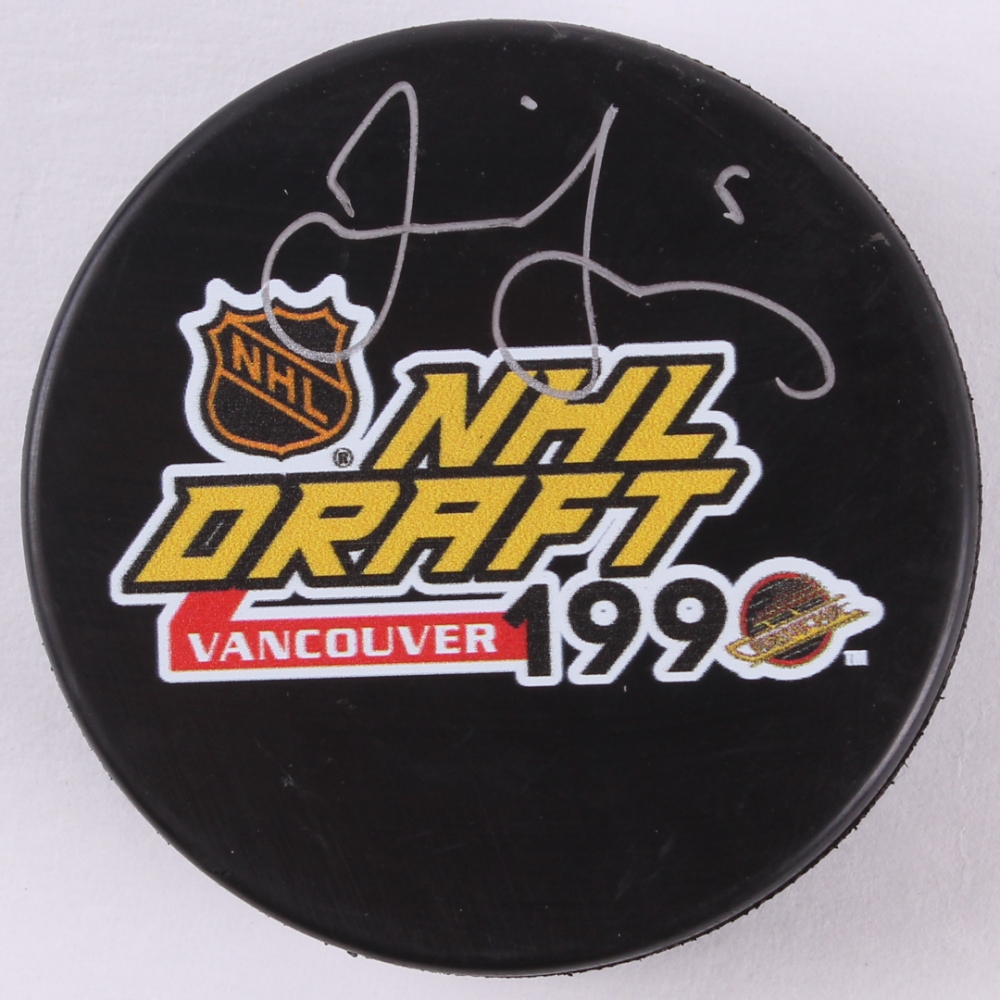 Jaromir Jagr Signed 1990 NHL Draft Logo Hockey Puck (TSE & PSA COA ...