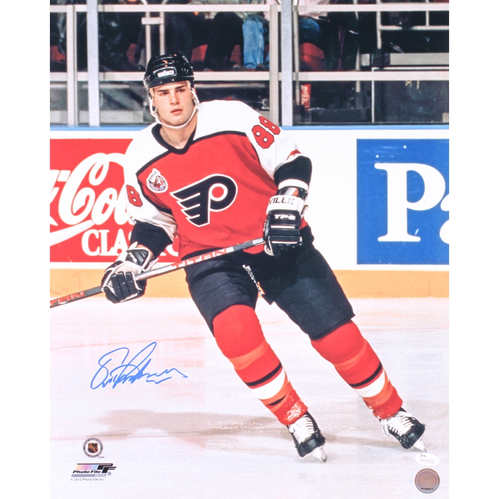 Eric Lindros Signed Flyers 16x20 Photo (JSA COA) | Pristine Auction
