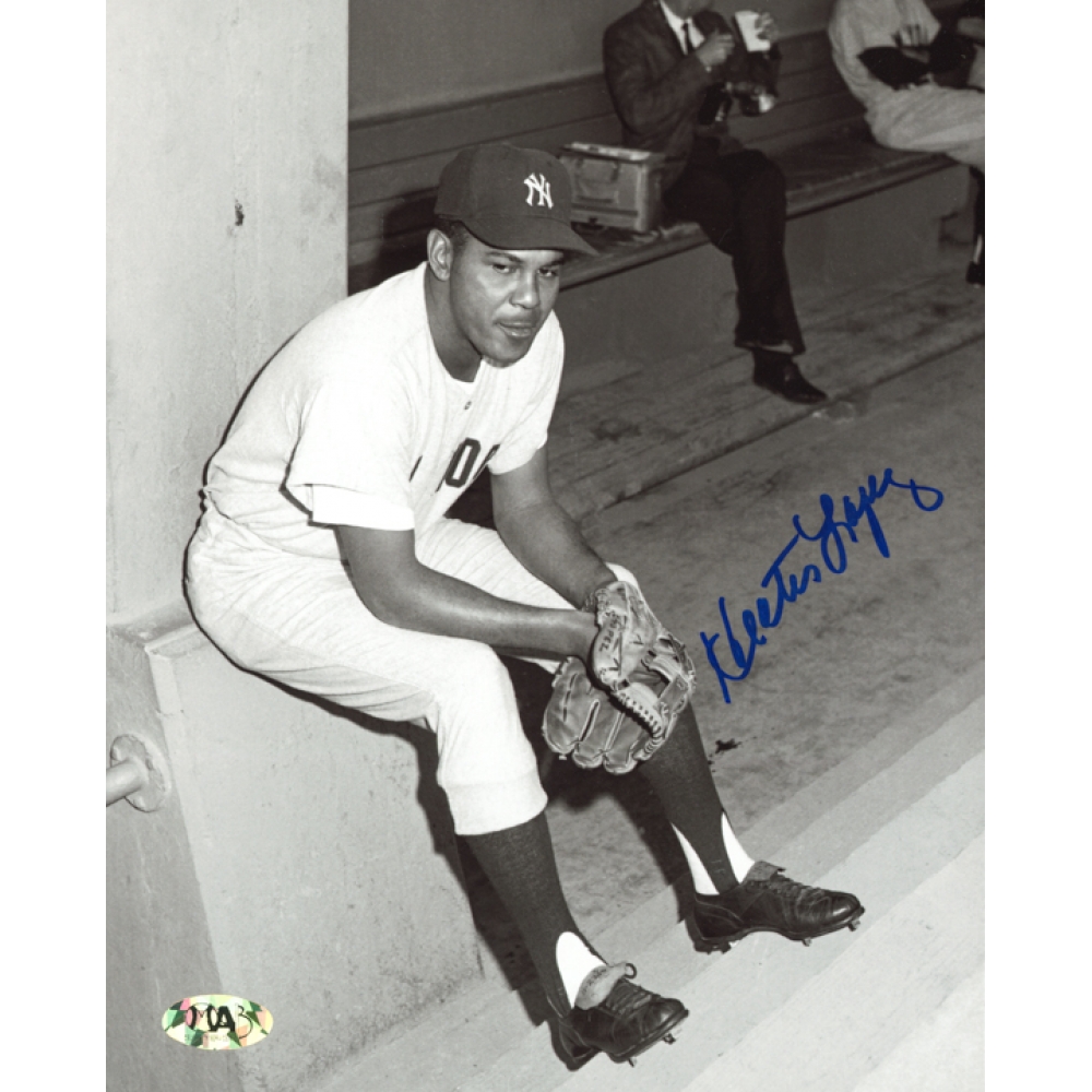 Hector Lopez Signed Yankees 8x10 Photo (MAB Hologram) | Pristine Auction