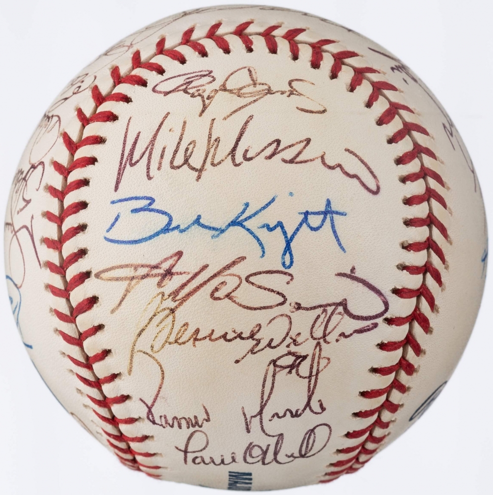 2001 Yankees OML Baseball Team-Signed by (31) with Derek Jeter, Mariano Rivera, Joe Torre ...