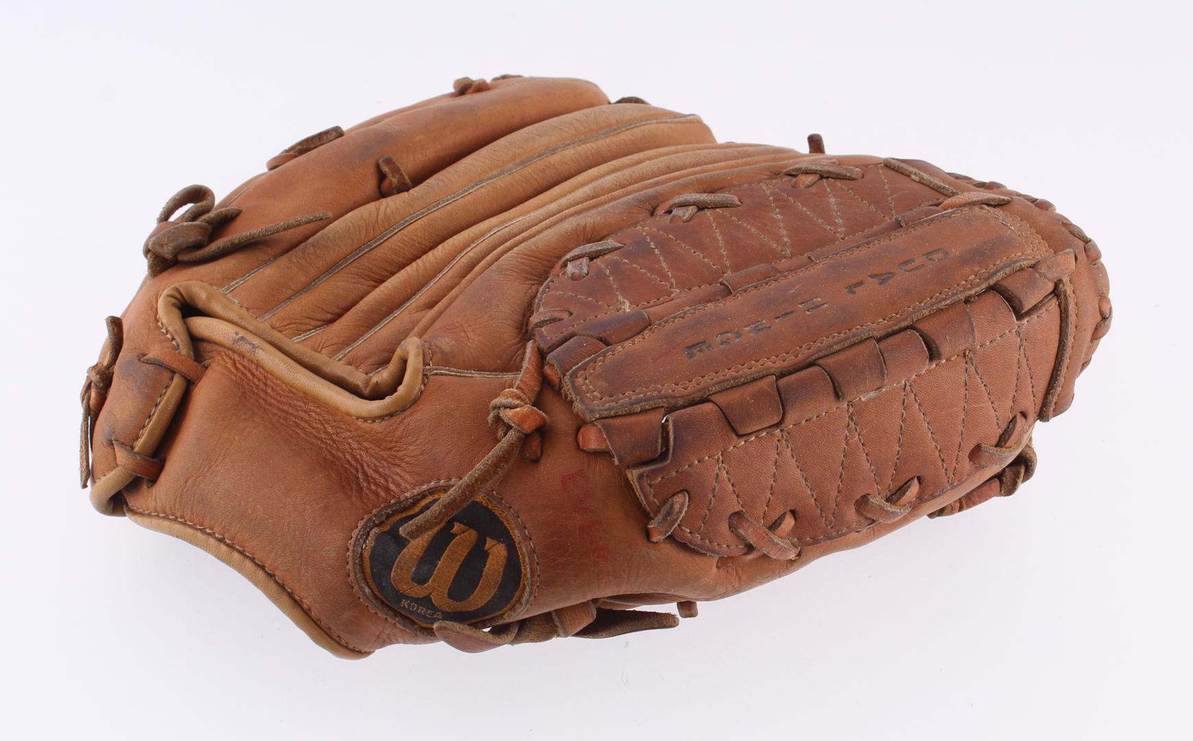 Jim "Catfish" Hunter Signed Wilson Pro Model Baseball Glove (PSA COA) | Pristine Auction