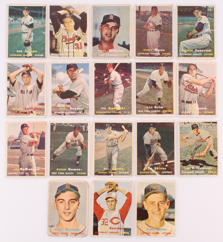 Lot of (18) 1957 Topps Baseball Cards with #11 George Zuverink, #21 ...