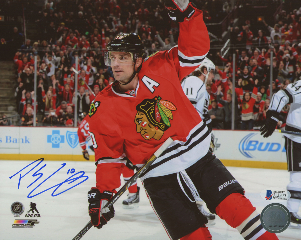 Patrick Sharp Signed Blackhawks 8x10 Photo (Beckett COA) | Pristine Auction