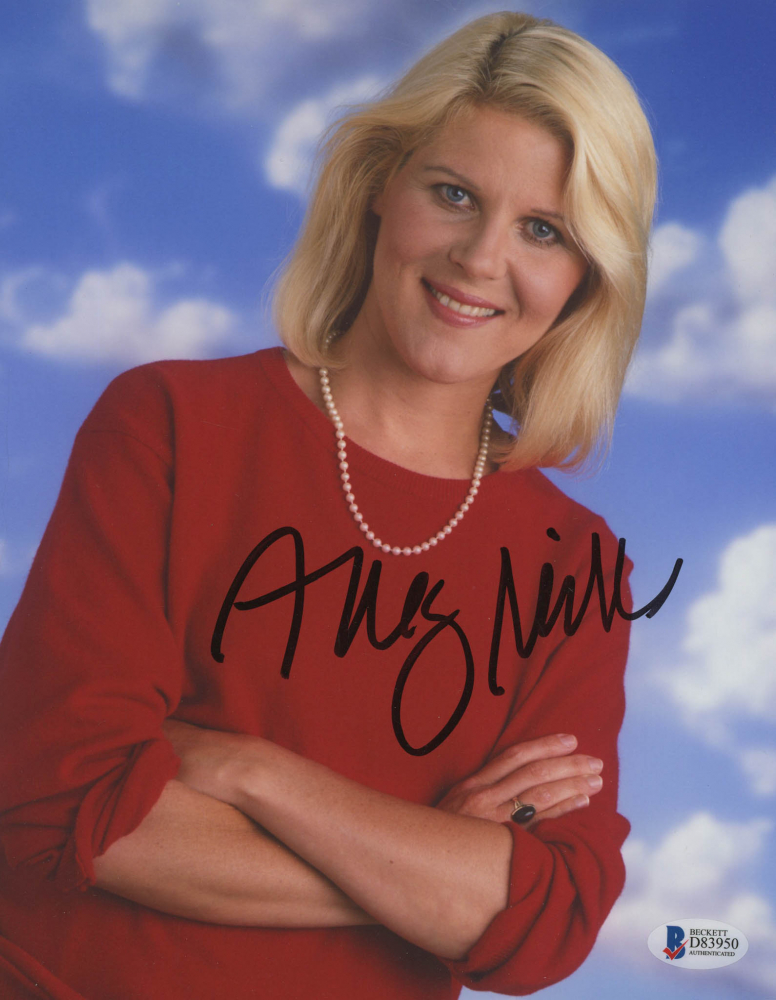 Alley Mills Signed "The Wonder Years" 8x10 Photo (Beckett COA ...