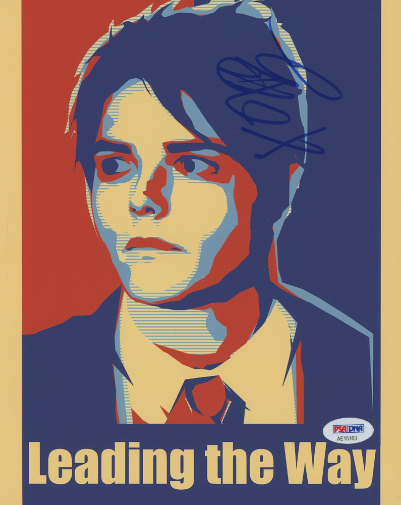 Gerard Way Signed 8x10 Photo (PSA COA) | Pristine Auction