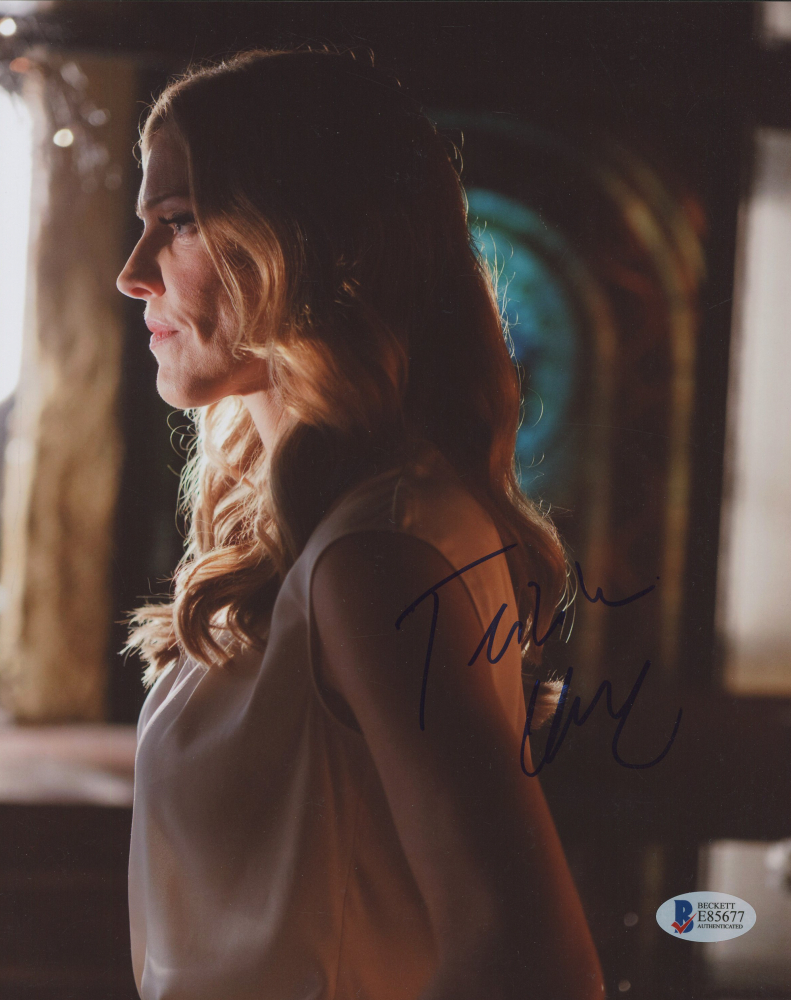 Tricia Helfer Signed "Lucifer" 8x10 Photo (Beckett COA) | Pristine Auction