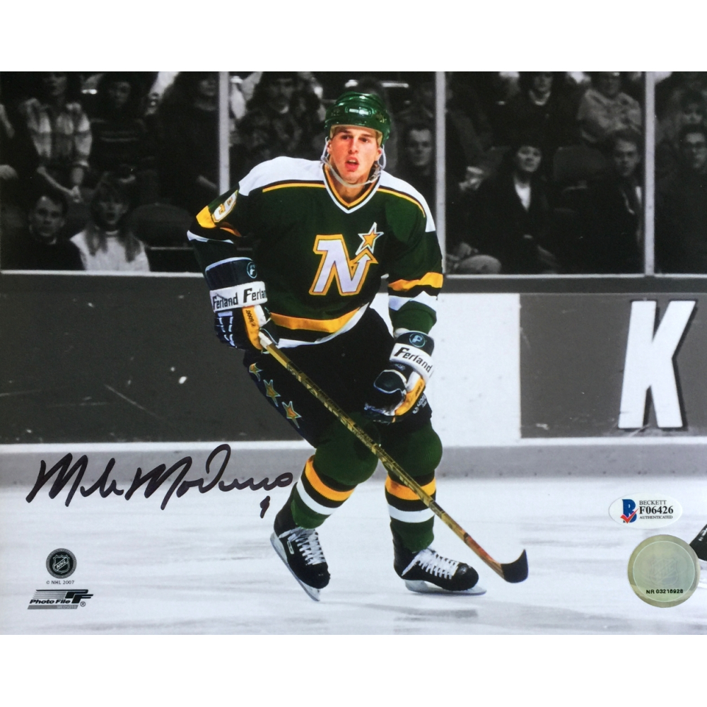 Mike Modano Signed Stars 8x10 Photo (Beckett COA) | Pristine Auction